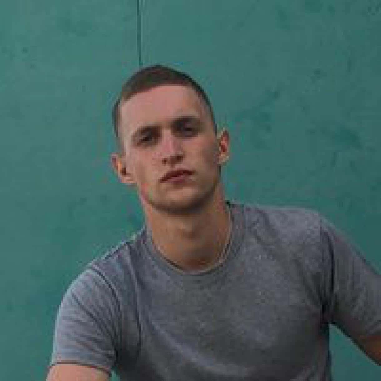 Men Seeking Men in London, ENG M4M Free Personal Ads | Meet Gay Men at ...