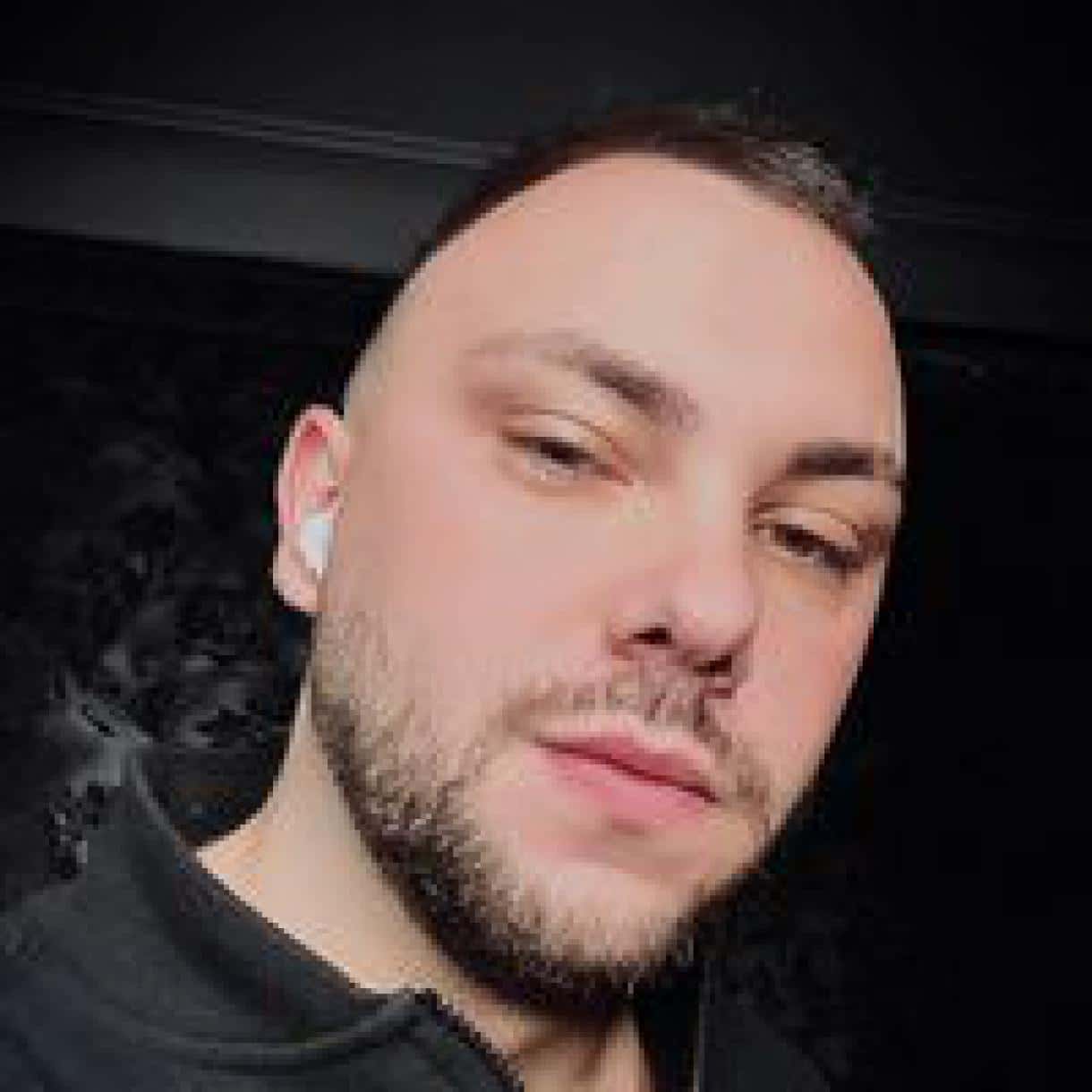 Men Seeking Men in Toronto, ON Free Gay Personal Ads at lovezoid.com