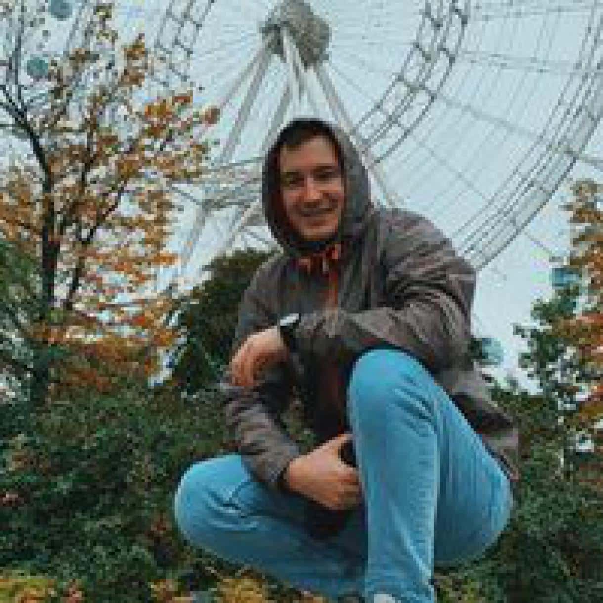 Men Seeking Men in Houston, TX Free Gay Personal Ads at lovezoid.com