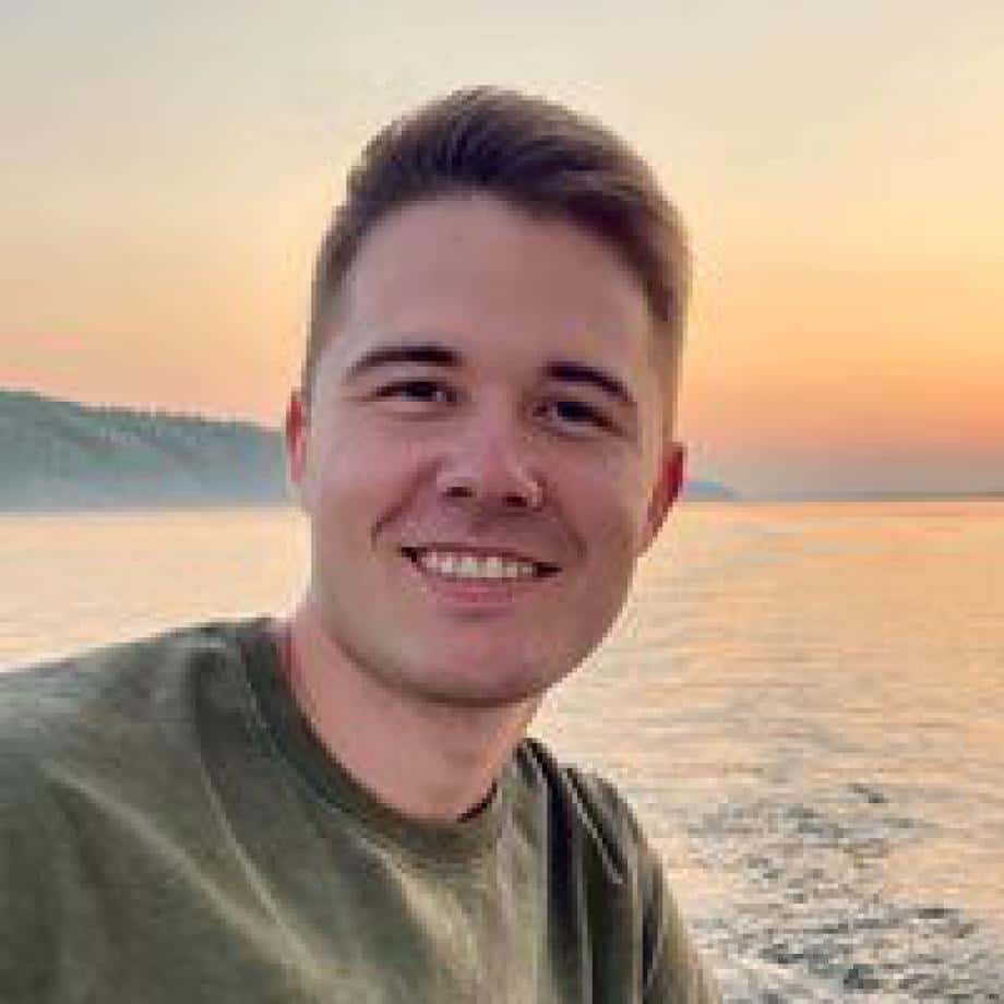 Men Seeking Men in Mackay, QLD M4M Free Personal Ads | Meet Gay Men at ...