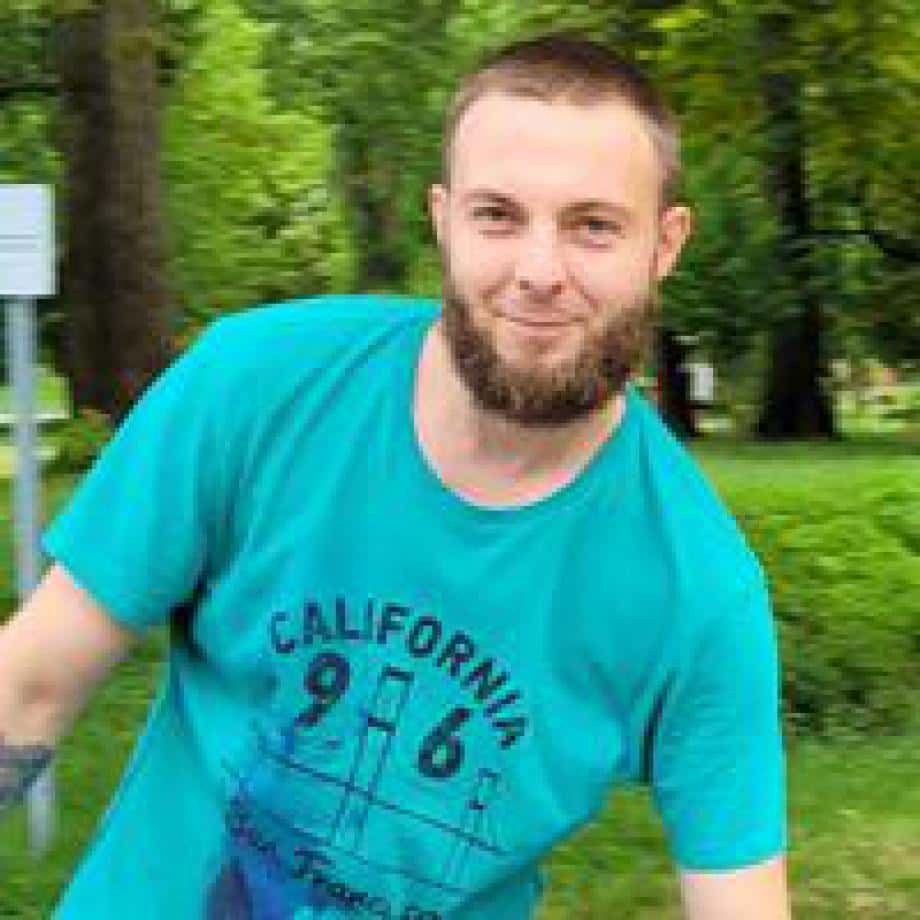 Single Men Seeking Women in Toronto M4W Free Personal Ads | lovezoid.com