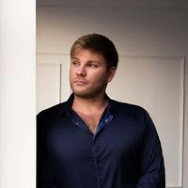 Men Seeking Men in Edmonton, AB Free Gay Personal Ads at lovezoid.com