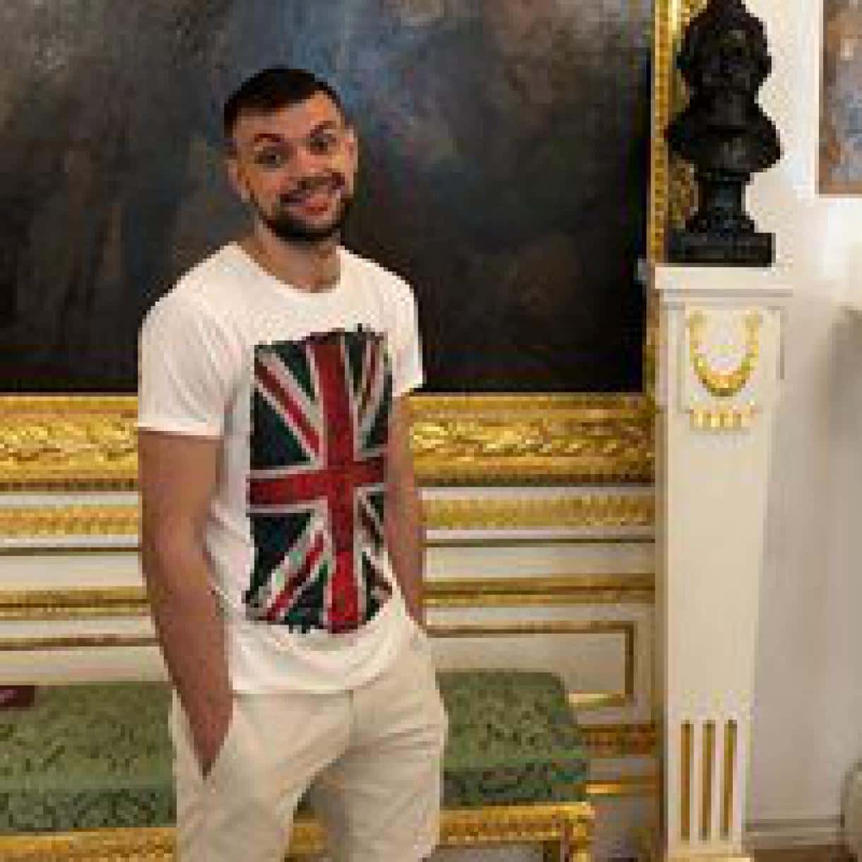 Men Seeking Men in Toronto, ON Free Gay Personal Ads at lovezoid.com