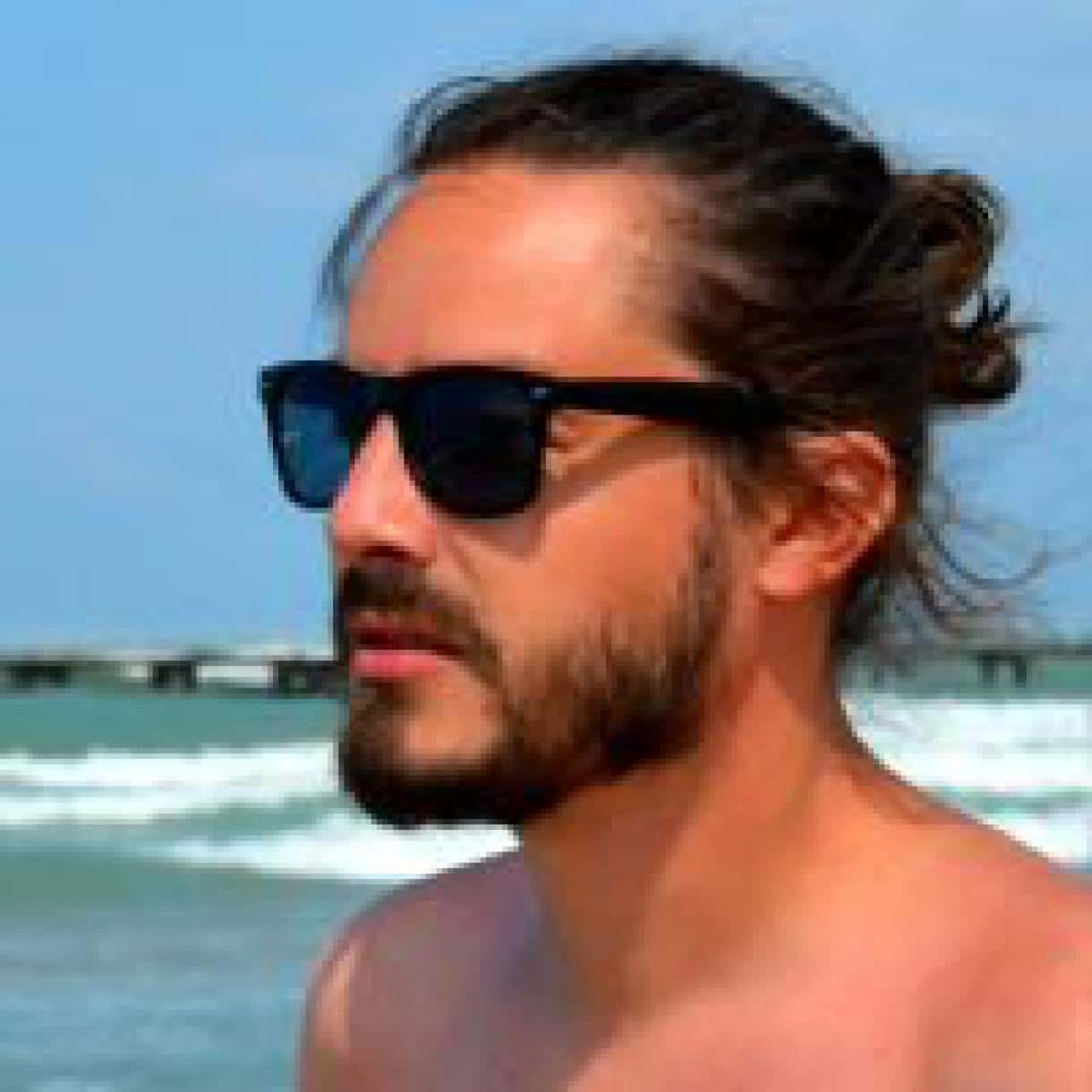 Men Seeking Men in Denver, CO Free Gay Personal Ads at lovezoid.com