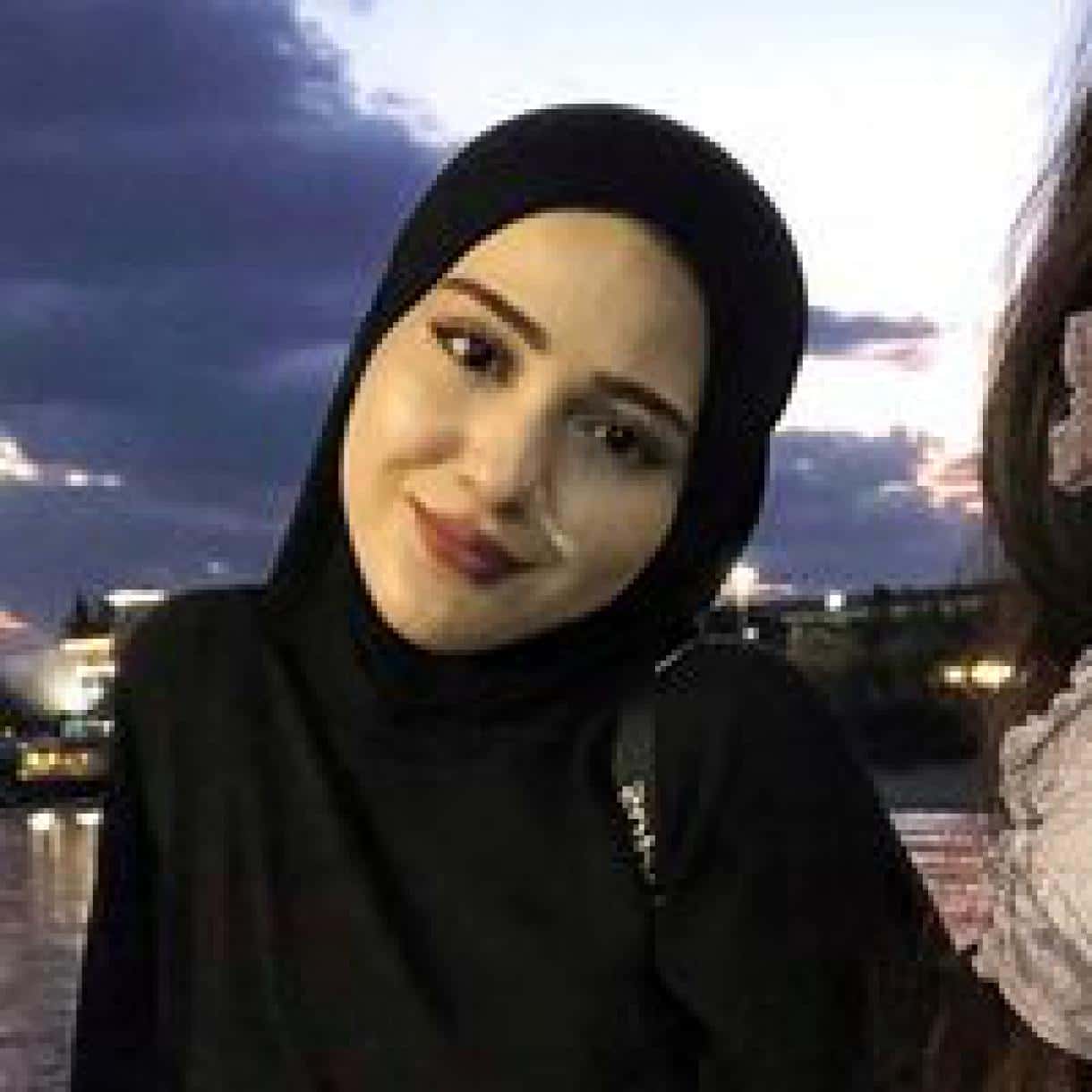 Single Women Seeking Men in Calgary W4M Free Personal Ads | lovezoid.com