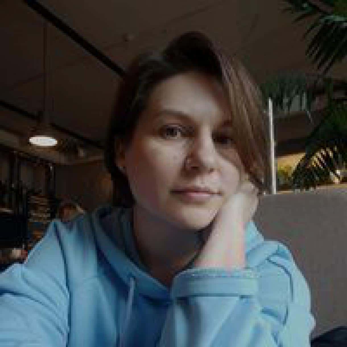 Single Women Seeking Men in Calgary W4M Free Personal Ads | lovezoid.com