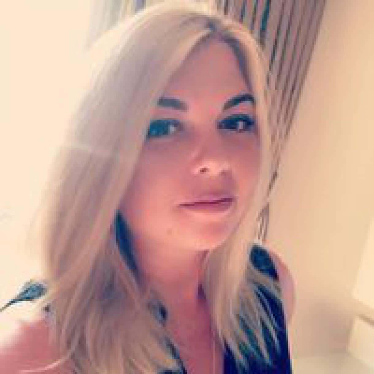 Edmonton Single Women Seeking Men W4M Free Personal Ads | lovezoid.com