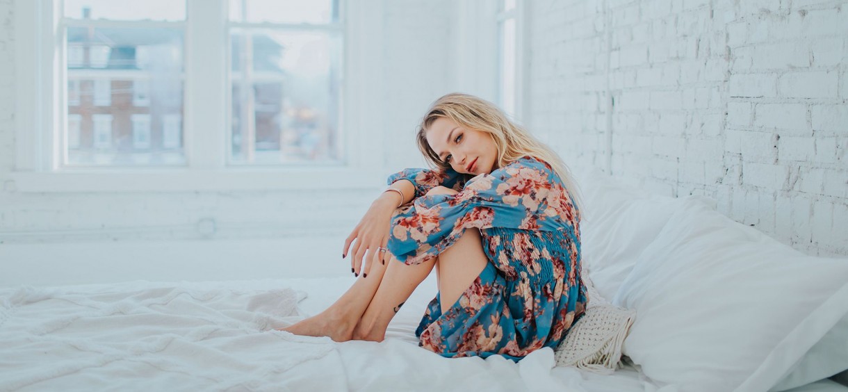 The Best Blonde Dating Site in the UK (June 2026) | lovezoid.com