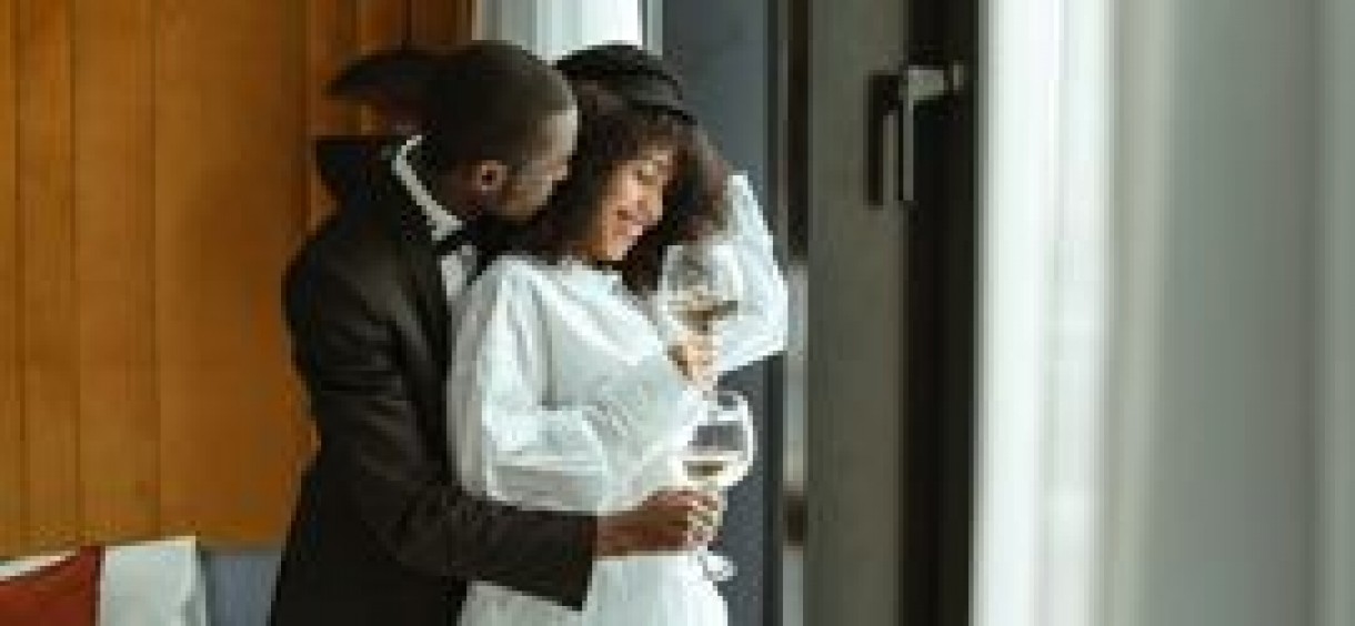 Amish Dating Sites April 2025 | Meet Amish Singles - lovezoid.com