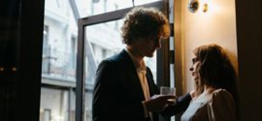 Best Canadian Dating Sites May 2025 | Meet Canadian Singles - lovezoid.com