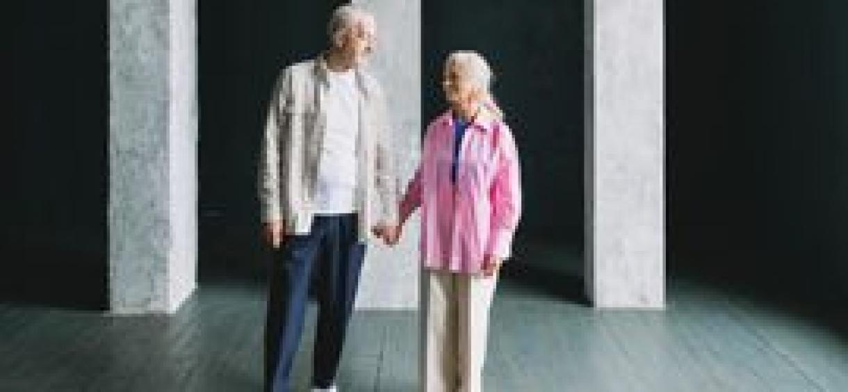 Best Older Women Dating Sites in the UK July 2025 | Meet Older Women ...