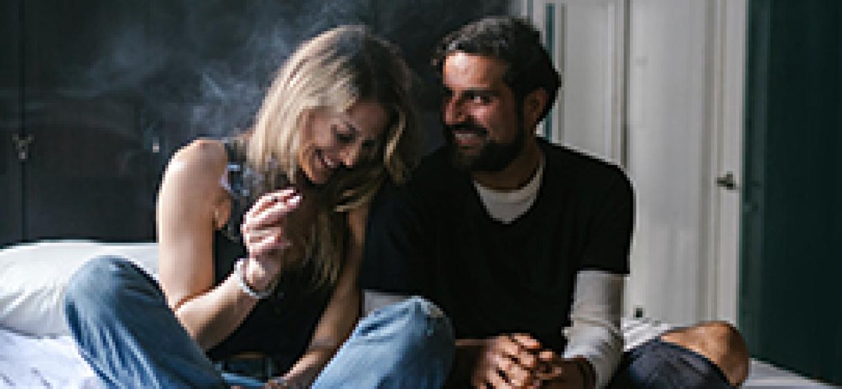 Younger Women Looking For Older Men Dating Sites Dating Sites & Apps ...